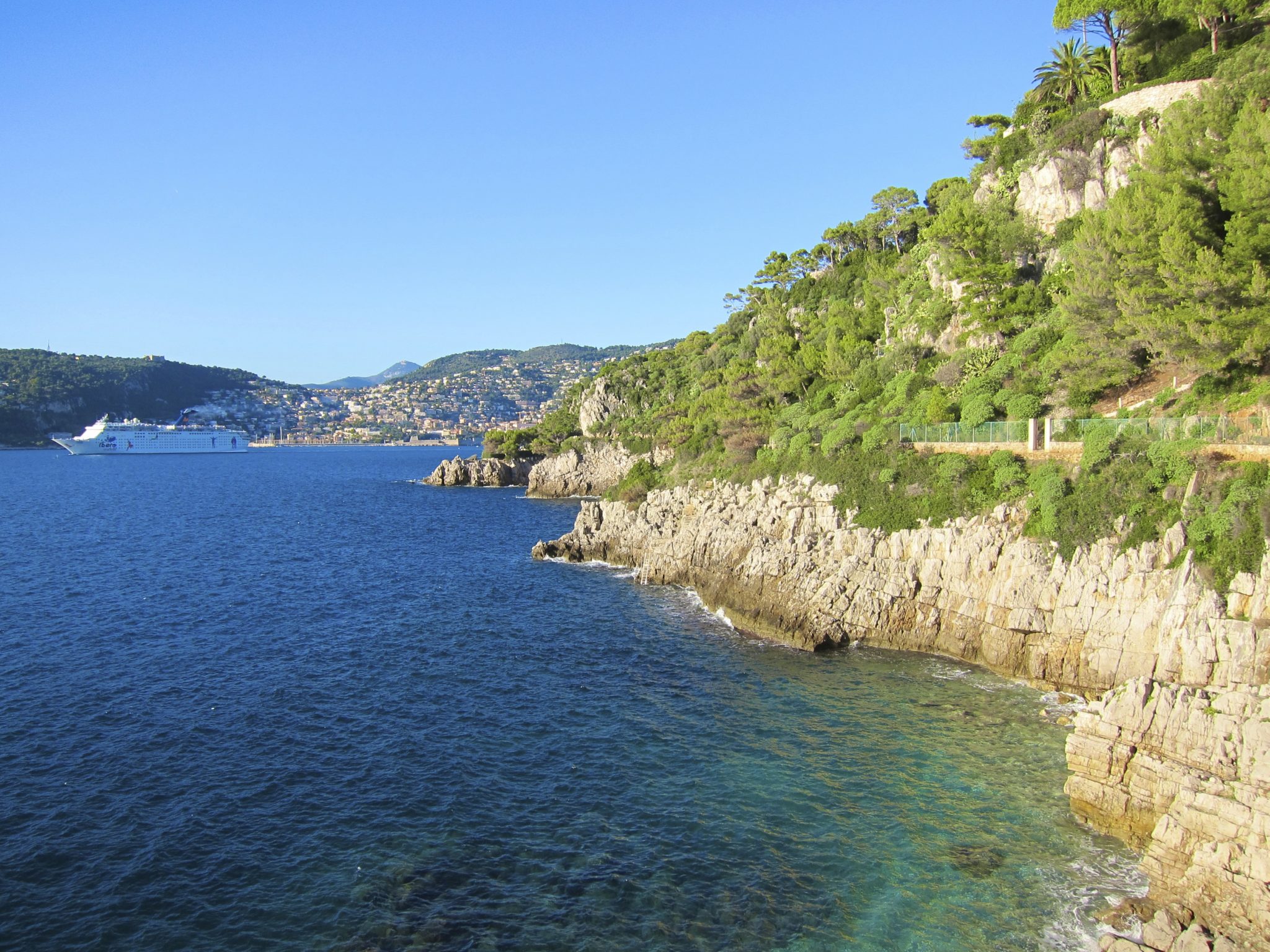 Cap Ferrat Coastal Walk – Travels of John and Flo